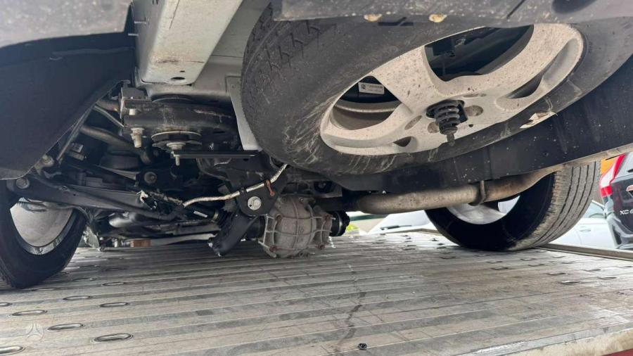 Pelēks Jeep Grand Cherokee 2023 Ukmergė, ar dzinēja tilpumu 3.60 L un nobraukumu 57 tūkst. km par 13999 €, foto 19 vietnē AUTOMOTO.COM.LV