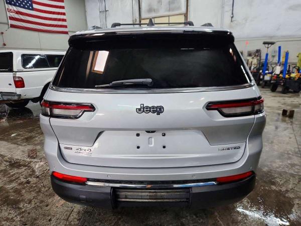 Grey Jeep Grand Cherokee 2021 in Kaunas, with an engine capacity of 3.60 L and mileage of 128 thousand km for 17080 €, photo 4 on AUTOMOTO.COM.LV