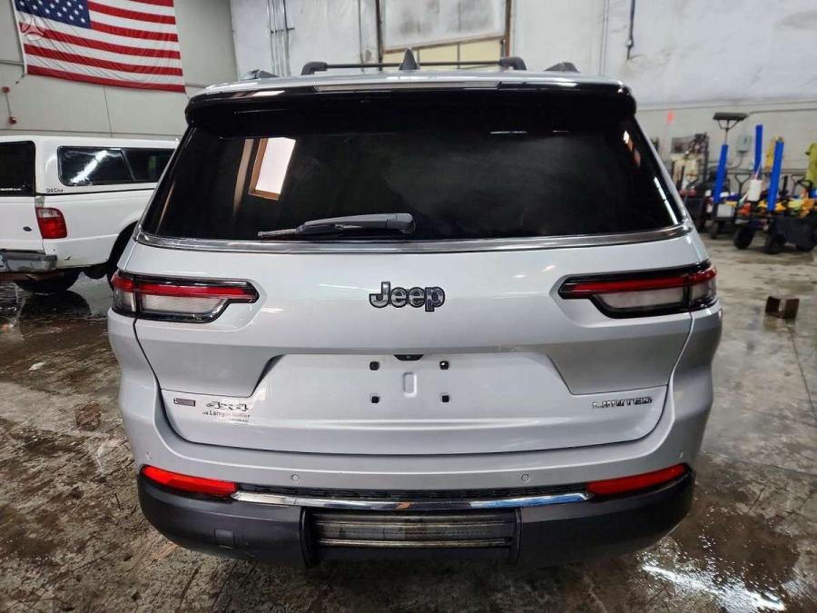 Grey Jeep Grand Cherokee 2021 in Kaunas, with an engine capacity of 3.60 L and mileage of 128 thousand km for 17080 €, photo 5 on AUTOMOTO.COM.LV