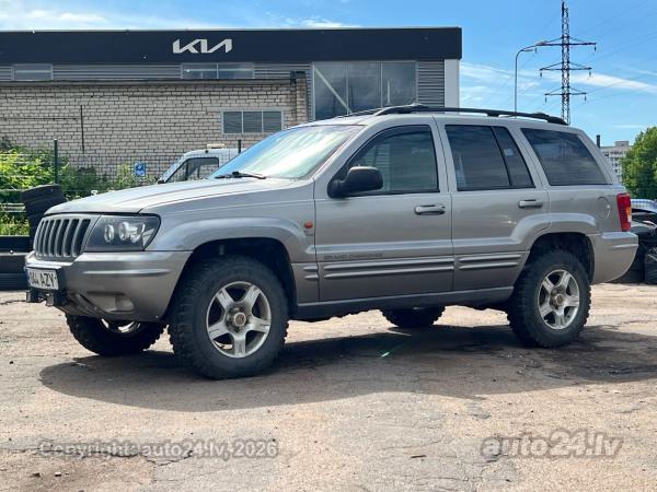 Grey Jeep Grand Cherokee 2000 in Narva, with an engine capacity of 3.10 L and mileage of 0 thousand km for 999 €, photo 1 on AUTOMOTO.COM.LV