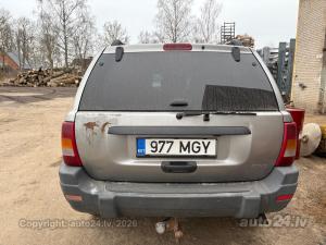 Pelēks Jeep Grand Cherokee 2002 Elva, ar dzinēja tilpumu 2.70 L un nobraukumu 390 tūkst. km par 4575 €, foto 9 vietnē AUTOMOTO.COM.LV
