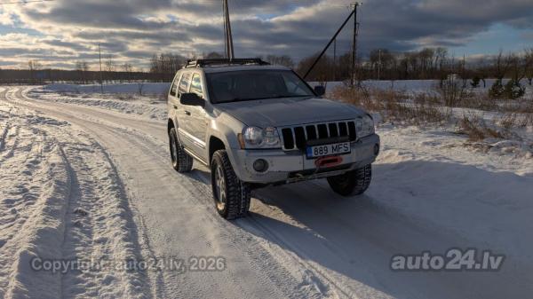 Pelēks Jeep Grand Cherokee 2006 Tallina, ar dzinēja tilpumu 3.00 L un nobraukumu 435 tūkst. km par 7200 €, foto 4 vietnē AUTOMOTO.COM.LV