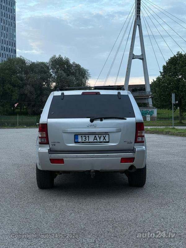 Grey Jeep Grand Cherokee 2007 in Tartu, with an engine capacity of 5.70 L and mileage of 230 thousand km for 3900 €, photo 5 on AUTOMOTO.COM.LV