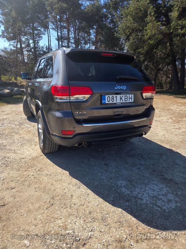 Grey Jeep Grand Cherokee 2017 in Tallinn, with an engine capacity of 3.00 L and mileage of 159 thousand km for 19900 €, photo 6 on AUTOMOTO.COM.LV