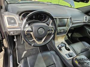 Jeep Grand Cherokee 2016 in Klaipeda, with an engine capacity of 2.99 L and mileage of 253 thousand km for 8000 €, photo 7 on AUTOMOTO.COM.LV