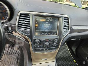 Jeep Grand Cherokee 2016 in Klaipeda, with an engine capacity of 2.99 L and mileage of 253 thousand km for 8000 €, photo 9 on AUTOMOTO.COM.LV