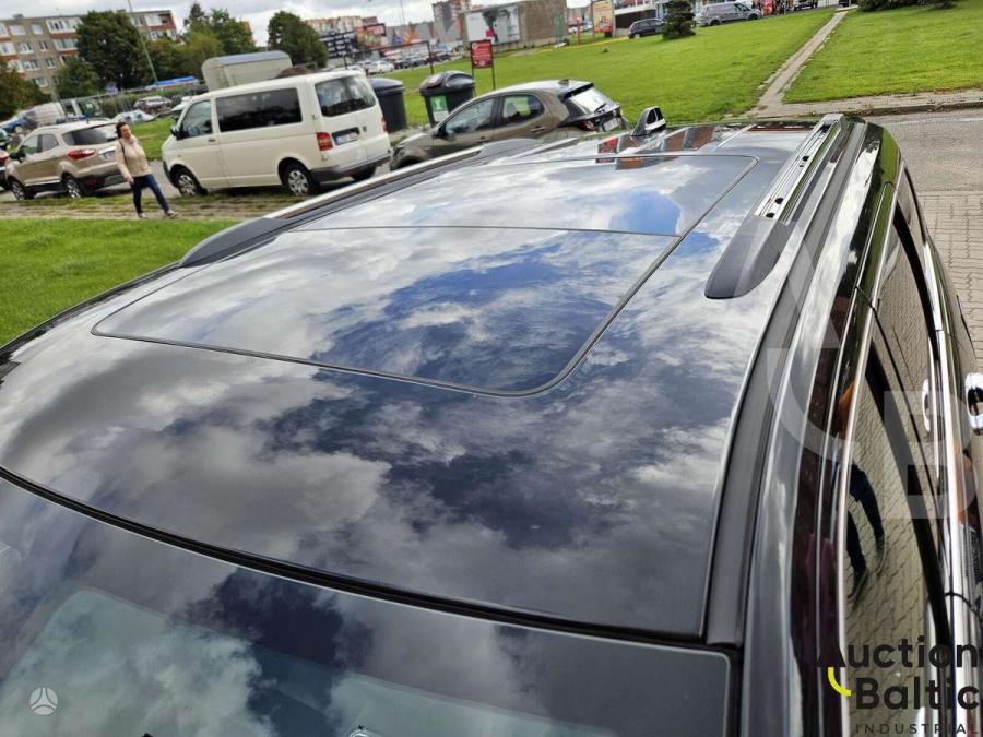 Jeep Grand Cherokee 2016 in Klaipeda, with an engine capacity of 2.99 L and mileage of 253 thousand km for 8000 €, photo 18 on AUTOMOTO.COM.LV