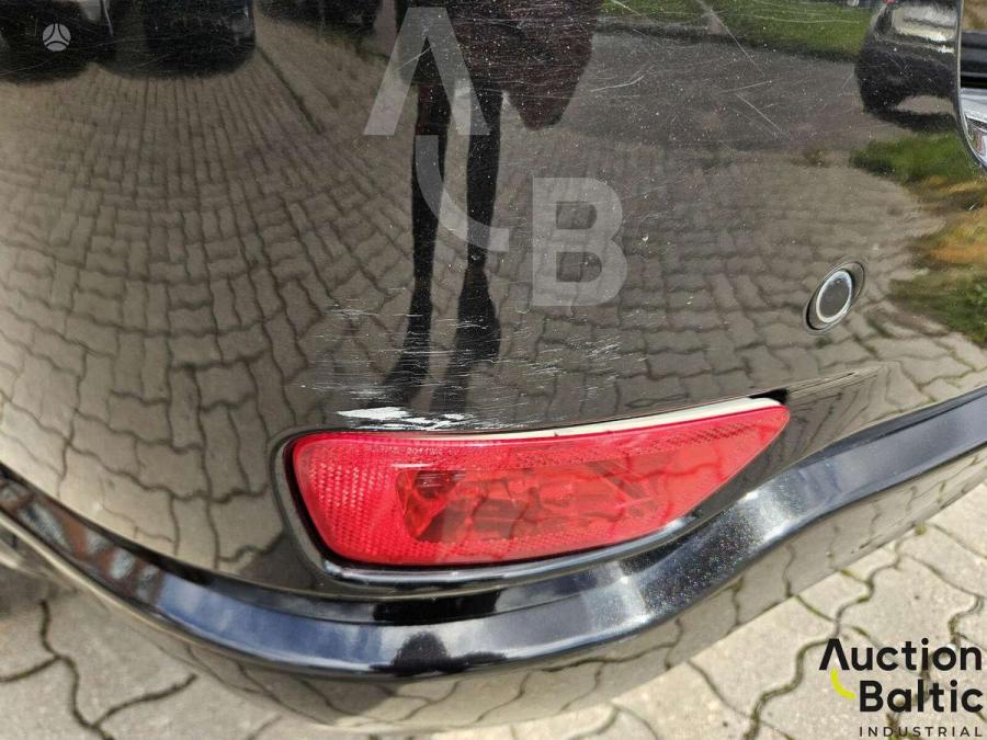 Jeep Grand Cherokee 2016 in Klaipeda, with an engine capacity of 2.99 L and mileage of 253 thousand km for 8000 €, photo 21 on AUTOMOTO.COM.LV