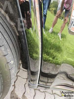 Jeep Grand Cherokee 2016 in Klaipeda, with an engine capacity of 2.99 L and mileage of 253 thousand km for 8000 €, photo 34 on AUTOMOTO.COM.LV