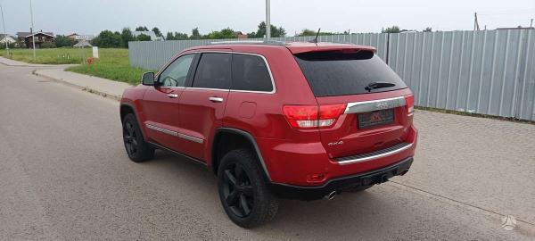 Sarkans Jeep Grand Cherokee 2011 Kauņa, ar dzinēja tilpumu 5.70 L un nobraukumu 250 tūkst. km par 10200 €, foto 8 vietnē AUTOMOTO.COM.LV