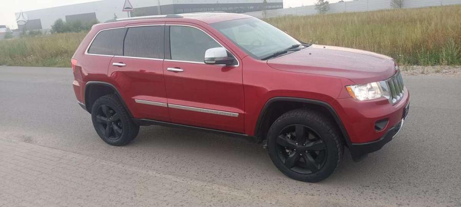 Sarkans Jeep Grand Cherokee 2011 Kauņa, ar dzinēja tilpumu 5.70 L un nobraukumu 250 tūkst. km par 10200 €, foto 15 vietnē AUTOMOTO.COM.LV