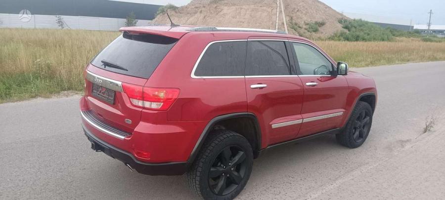 Sarkans Jeep Grand Cherokee 2011 Kauņa, ar dzinēja tilpumu 5.70 L un nobraukumu 250 tūkst. km par 10200 €, foto 16 vietnē AUTOMOTO.COM.LV
