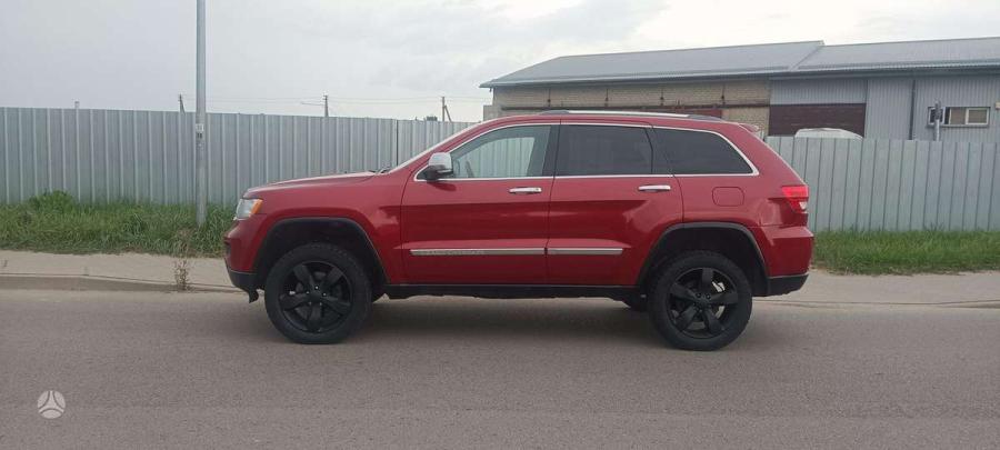 Sarkans Jeep Grand Cherokee 2011 Kauņa, ar dzinēja tilpumu 5.70 L un nobraukumu 250 tūkst. km par 10200 €, foto 17 vietnē AUTOMOTO.COM.LV