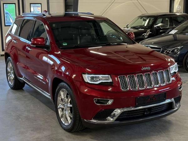 Sarkans Jeep Grand Cherokee 2014 Marijampole, ar dzinēja tilpumu 2.99 L un nobraukumu 197 tūkst. km par 15350 €, foto 3 vietnē AUTOMOTO.COM.LV