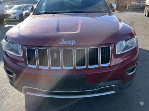Red Jeep Grand Cherokee 2014 in Siauliai, with an engine capacity of 3.60 L and mileage of 247 thousand km for 6250 €, photo 13 on AUTOMOTO.COM.LV