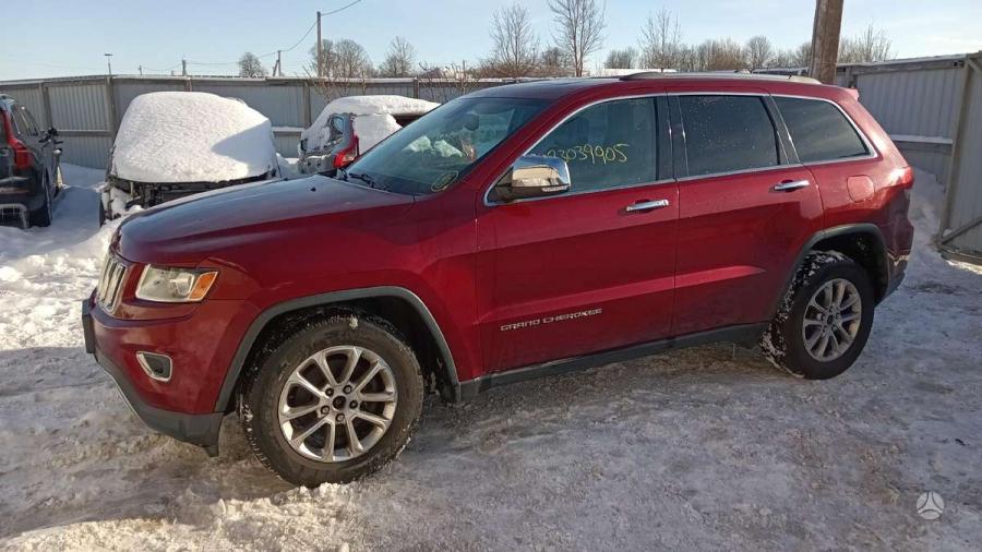 Red Jeep Grand Cherokee 2014 in Siauliai, with an engine capacity of 3.60 L and mileage of 247 thousand km for 6300 €, photo 6 on AUTOMOTO.COM.LV