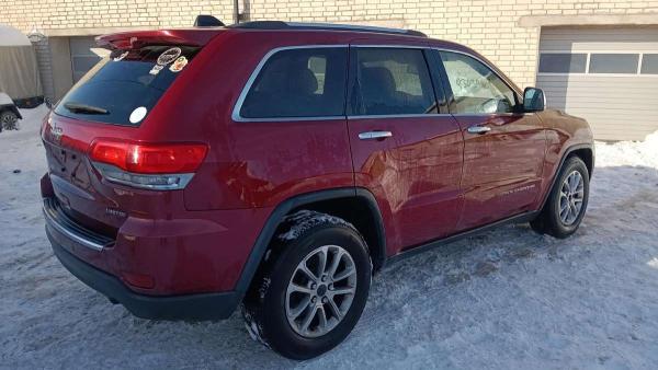 Sarkans Jeep Grand Cherokee 2014 Šauļi, ar dzinēja tilpumu 3.60 L un nobraukumu 247 tūkst. km par 6300 €, foto 8 vietnē AUTOMOTO.COM.LV