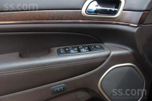 Sarkans Jeep Grand Cherokee 2014 Rīga, ar dzinēja tilpumu 3.00 L un nobraukumu 157 tūkst. km par 13400 €, foto 6 vietnē AUTOMOTO.COM.LV