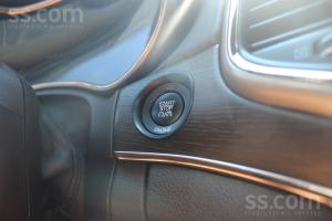 Sarkans Jeep Grand Cherokee 2014 Rīga, ar dzinēja tilpumu 3.00 L un nobraukumu 157 tūkst. km par 13400 €, foto 12 vietnē AUTOMOTO.COM.LV