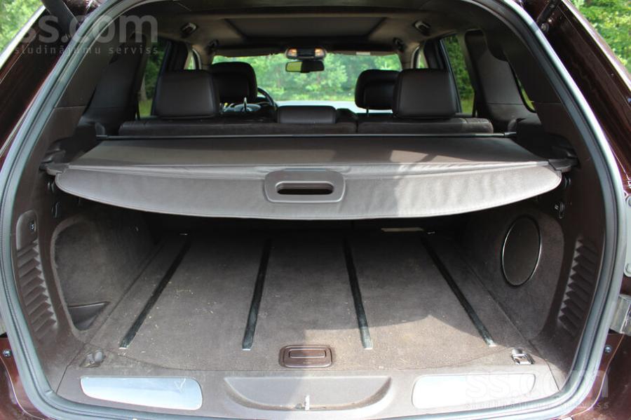 Sarkans Jeep Grand Cherokee 2014 Rīga, ar dzinēja tilpumu 3.00 L un nobraukumu 157 tūkst. km par 13400 €, foto 17 vietnē AUTOMOTO.COM.LV
