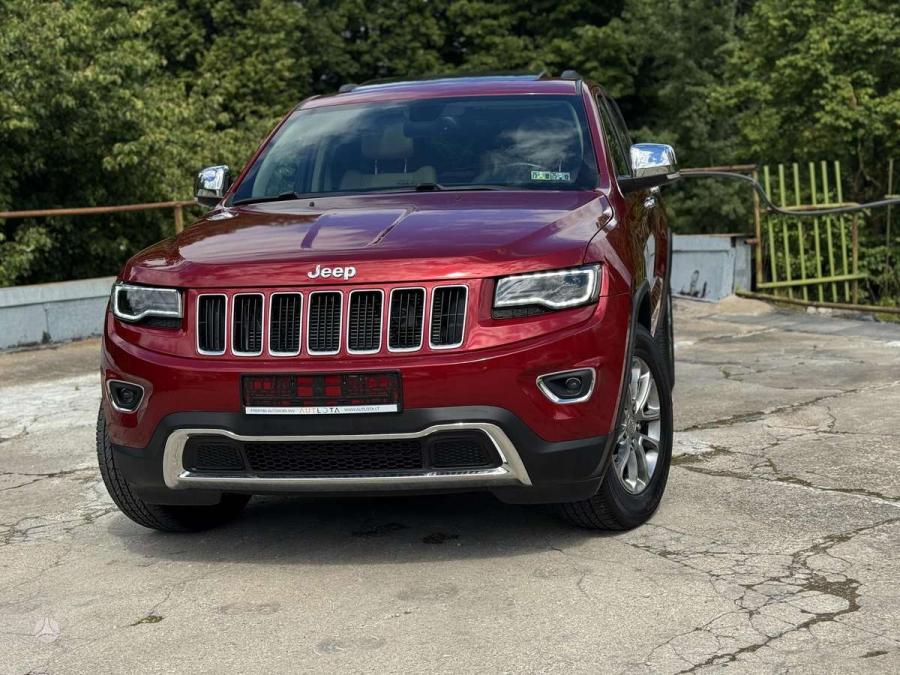 Red Jeep Grand Cherokee 2014 in Vilnius, with an engine capacity of 3.60 L and mileage of 155 thousand km for 13700 €, photo 13 on AUTOMOTO.COM.LV