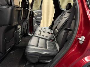 Red Jeep Grand Cherokee 2014 in Marijampole, with an engine capacity of 2.99 L and mileage of 198 thousand km for 12990 €, photo 24 on AUTOMOTO.COM.LV