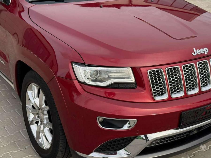 Sarkans Jeep Grand Cherokee 2014 Marijampole, ar dzinēja tilpumu 2.99 L un nobraukumu 197 tūkst. km par 12750 €, foto 5 vietnē AUTOMOTO.COM.LV