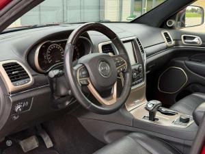 Sarkans Jeep Grand Cherokee 2014 Marijampole, ar dzinēja tilpumu 2.99 L un nobraukumu 197 tūkst. km par 12750 €, foto 11 vietnē AUTOMOTO.COM.LV