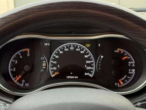 Sarkans Jeep Grand Cherokee 2014 Marijampole, ar dzinēja tilpumu 2.99 L un nobraukumu 197 tūkst. km par 12750 €, foto 13 vietnē AUTOMOTO.COM.LV