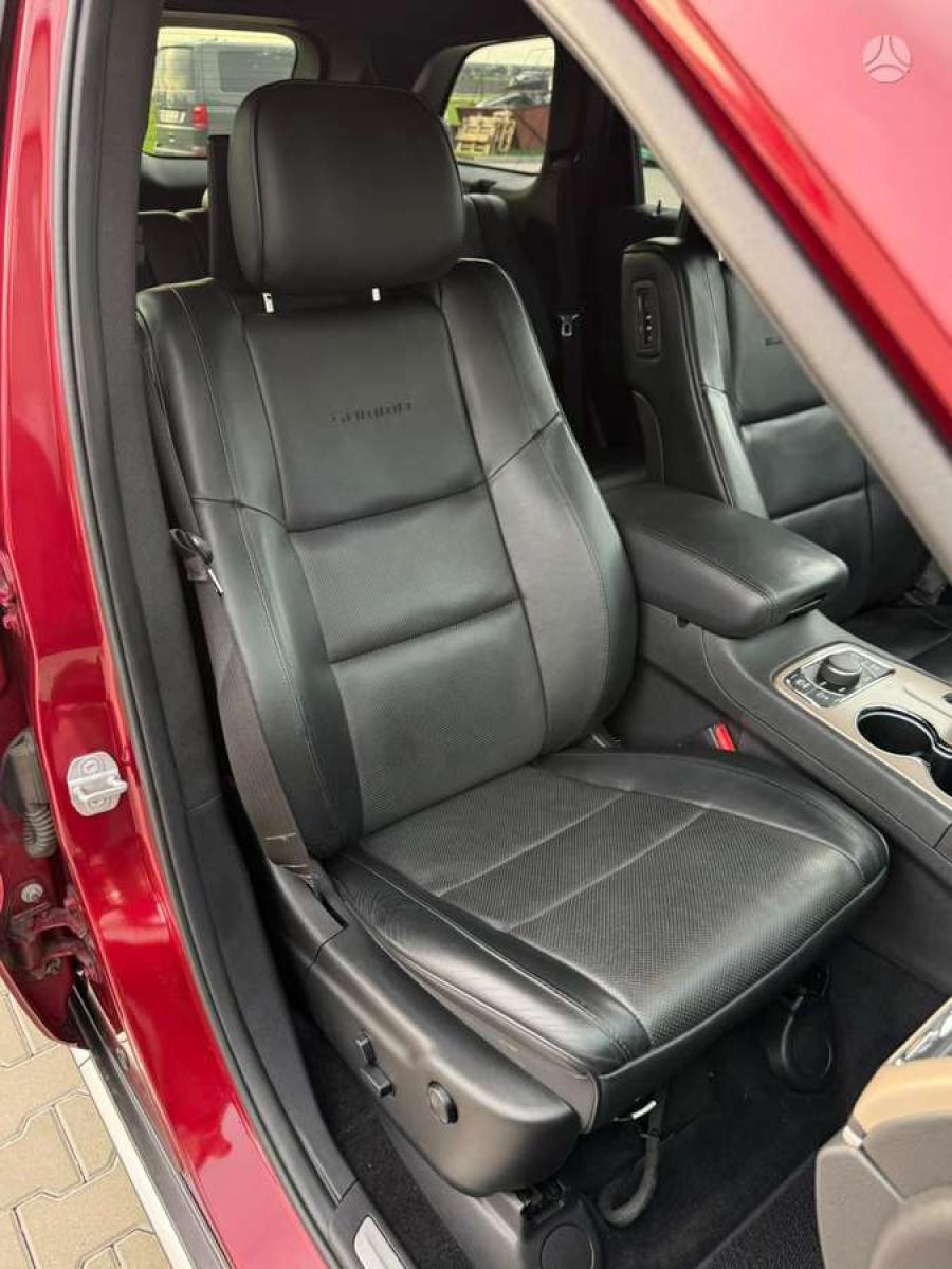 Sarkans Jeep Grand Cherokee 2014 Marijampole, ar dzinēja tilpumu 2.99 L un nobraukumu 197 tūkst. km par 12750 €, foto 22 vietnē AUTOMOTO.COM.LV