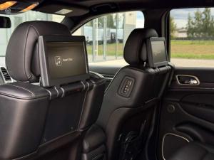 Sarkans Jeep Grand Cherokee 2014 Marijampole, ar dzinēja tilpumu 2.99 L un nobraukumu 197 tūkst. km par 12750 €, foto 26 vietnē AUTOMOTO.COM.LV