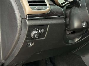 Sarkans Jeep Grand Cherokee 2014 Marijampole, ar dzinēja tilpumu 2.99 L un nobraukumu 197 tūkst. km par 12750 €, foto 27 vietnē AUTOMOTO.COM.LV