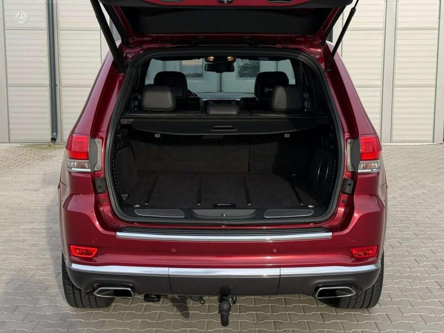 Sarkans Jeep Grand Cherokee 2014 Marijampole, ar dzinēja tilpumu 2.99 L un nobraukumu 197 tūkst. km par 12750 €, foto 32 vietnē AUTOMOTO.COM.LV