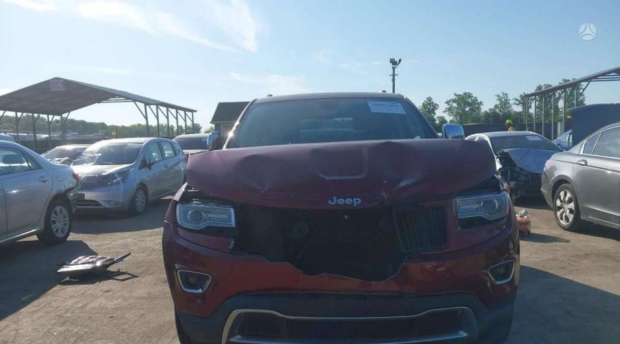 Sarkans Jeep Grand Cherokee 2015 Klaipėda, ar dzinēja tilpumu 3.60 L un nobraukumu 161 tūkst. km par 7000 €, foto 4 vietnē AUTOMOTO.COM.LV