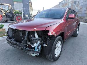 Red Jeep Grand Cherokee 2015 in Siauliai, with an engine capacity of 3.60 L and mileage of 368 thousand km for 5600 €, photo 3 on AUTOMOTO.COM.LV