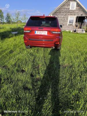 Red Jeep Grand Cherokee 2015 in Vilnius, with an engine capacity of 3.60 L and mileage of 192 thousand km for 14050 €, photo 13 on AUTOMOTO.COM.LV
