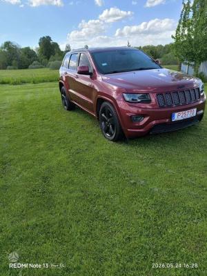 Red Jeep Grand Cherokee 2015 in Vilnius, with an engine capacity of 3.60 L and mileage of 192 thousand km for 14050 €, photo 15 on AUTOMOTO.COM.LV