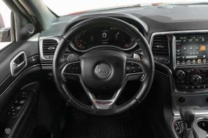 Red Jeep Grand Cherokee 2017 in Vilnius, with an engine capacity of 5.65 L and mileage of 130 thousand km for 21500 €, photo 24 on AUTOMOTO.COM.LV