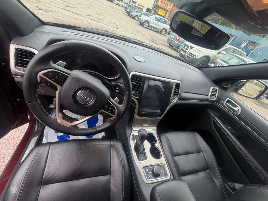 Sarkans Jeep Grand Cherokee 2017 Klaipėda, ar dzinēja tilpumu 3.60 L un nobraukumu 155 tūkst. km par 17200 €, foto 12 vietnē AUTOMOTO.COM.LV