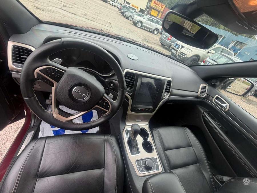 Sarkans Jeep Grand Cherokee 2017 Klaipėda, ar dzinēja tilpumu 3.60 L un nobraukumu 155 tūkst. km par 17200 €, foto 13 vietnē AUTOMOTO.COM.LV