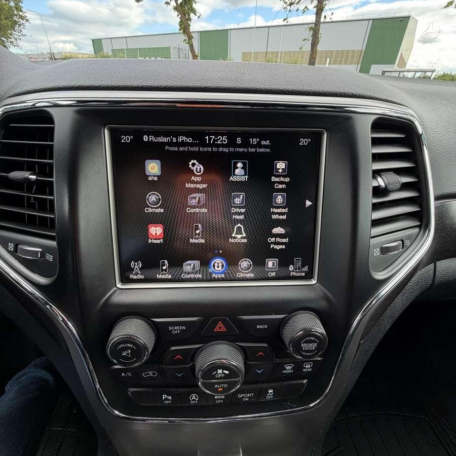 Red Jeep Grand Cherokee 2017 in Siauliai, with an engine capacity of 3.60 L and mileage of 264 thousand km for 13800 €, photo 20 on AUTOMOTO.COM.LV