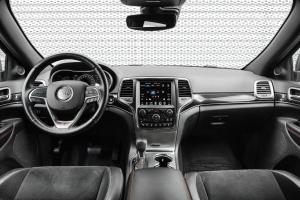 Sarkans Jeep Grand Cherokee 2017 Mārupe, ar dzinēja tilpumu 3.00 L un nobraukumu 140 tūkst. km par 21750 €, foto 7 vietnē AUTOMOTO.COM.LV
