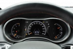 Sarkans Jeep Grand Cherokee 2017 Mārupe, ar dzinēja tilpumu 3.00 L un nobraukumu 140 tūkst. km par 21750 €, foto 15 vietnē AUTOMOTO.COM.LV