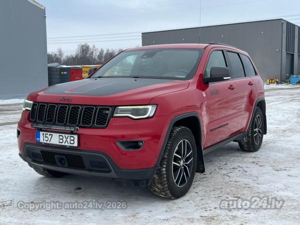Sarkans Jeep Grand Cherokee 2018 Pērnava, ar dzinēja tilpumu 3.00 L un nobraukumu 198 tūkst. km par 21000 €, foto 1 vietnē AUTOMOTO.COM.LV
