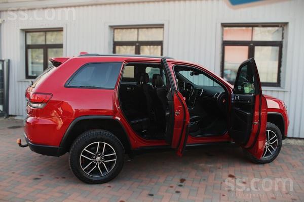 Sarkans Jeep Grand Cherokee 2019 Rīga, ar dzinēja tilpumu 3.00 L un nobraukumu 0 tūkst. km par 18850 €, foto 9 vietnē AUTOMOTO.COM.LV