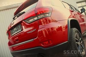 Sarkans Jeep Grand Cherokee 2019 Rīga, ar dzinēja tilpumu 3.00 L un nobraukumu 0 tūkst. km par 18850 €, foto 13 vietnē AUTOMOTO.COM.LV