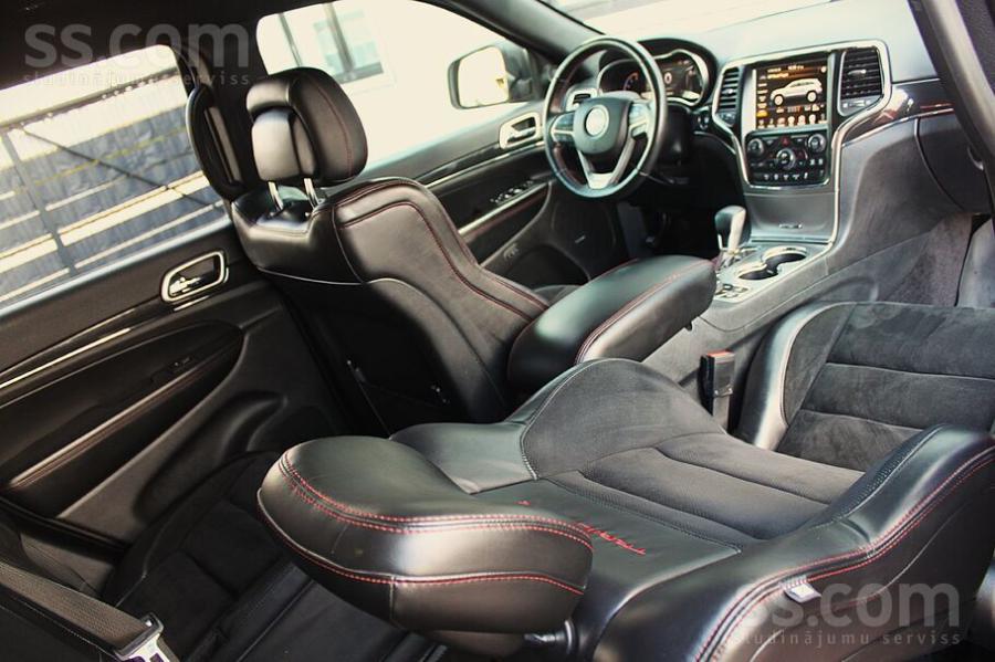 Sarkans Jeep Grand Cherokee 2019 Rīga, ar dzinēja tilpumu 3.00 L un nobraukumu 0 tūkst. km par 18850 €, foto 23 vietnē AUTOMOTO.COM.LV