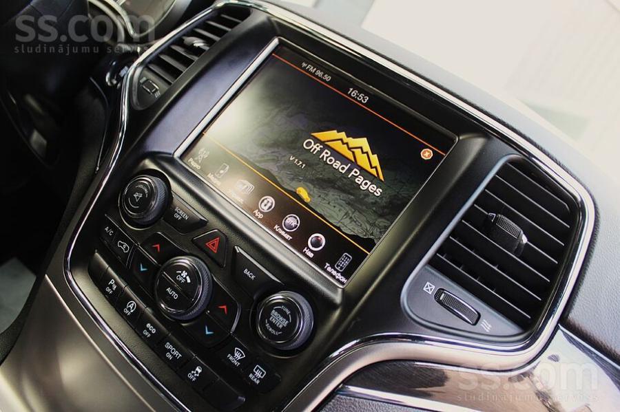 Sarkans Jeep Grand Cherokee 2019 Rīga, ar dzinēja tilpumu 3.00 L un nobraukumu 0 tūkst. km par 18850 €, foto 28 vietnē AUTOMOTO.COM.LV