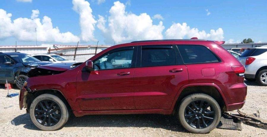 Sarkans Jeep Grand Cherokee 2019 Kauņa, ar dzinēja tilpumu 3.60 L un nobraukumu 59 tūkst. km par 9600 €, foto 9 vietnē AUTOMOTO.COM.LV