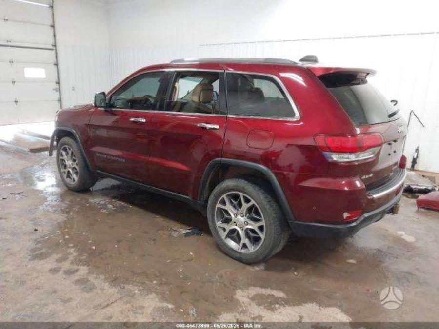 Sarkans Jeep Grand Cherokee 2020 Šauļi, ar dzinēja tilpumu 3.60 L un nobraukumu 185 tūkst. km par 11900 €, foto 6 vietnē AUTOMOTO.COM.LV